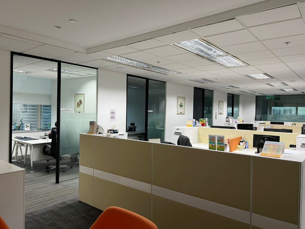 Nicely Fitted Office Right Above MRT Station With Move In Condition and ...